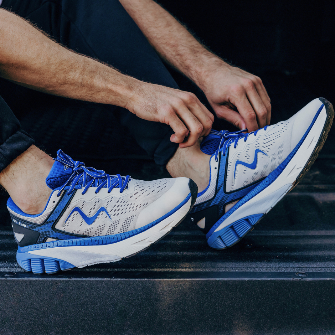 MBT Australia | The Best Walking Shoes | The Original Rocker